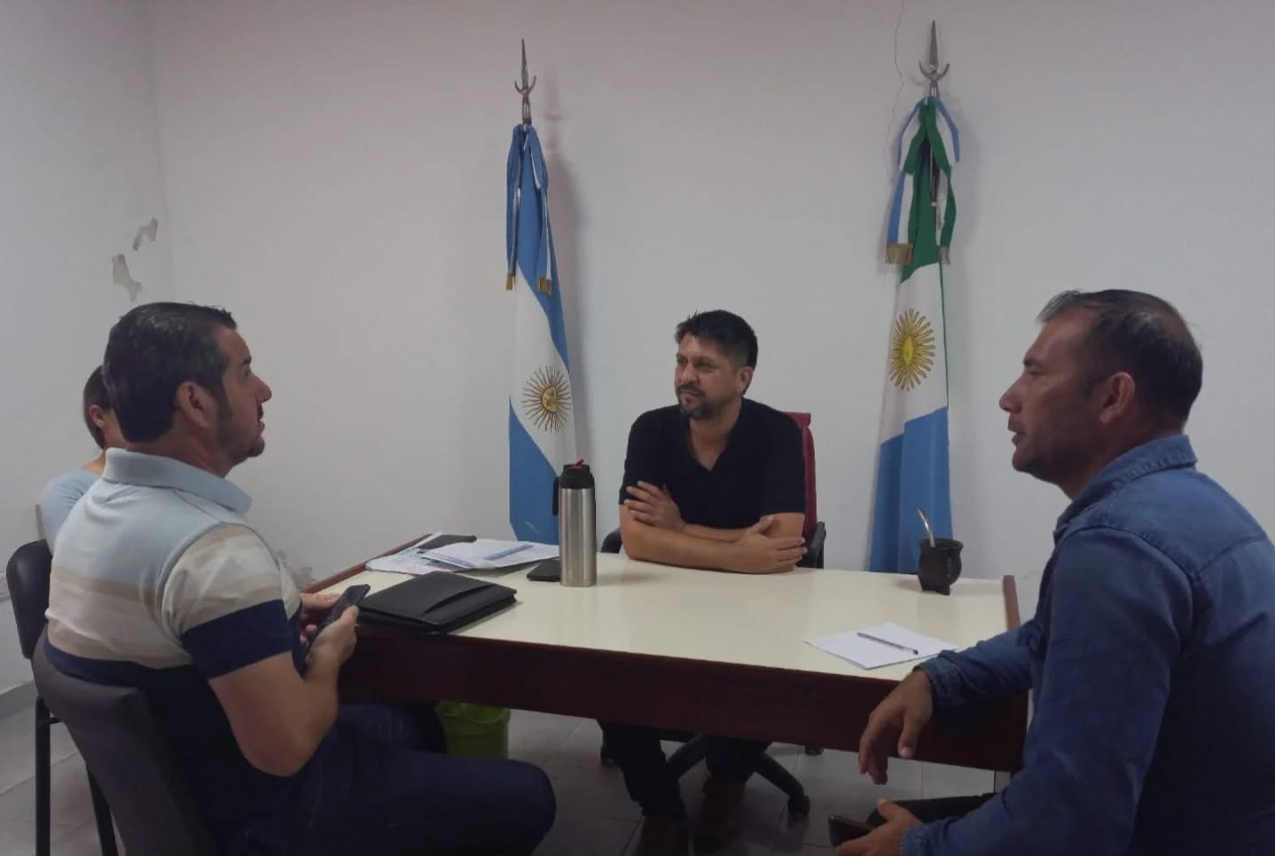 Recorrida institucional: el diputado Sergio Dolce visitó Ciervo Petiso ...